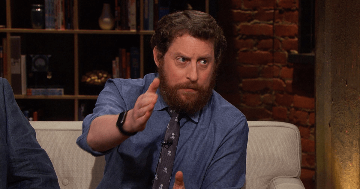 Scott Gimple Talks Carl's Fate in The Walking Dead | Dead Entertainment